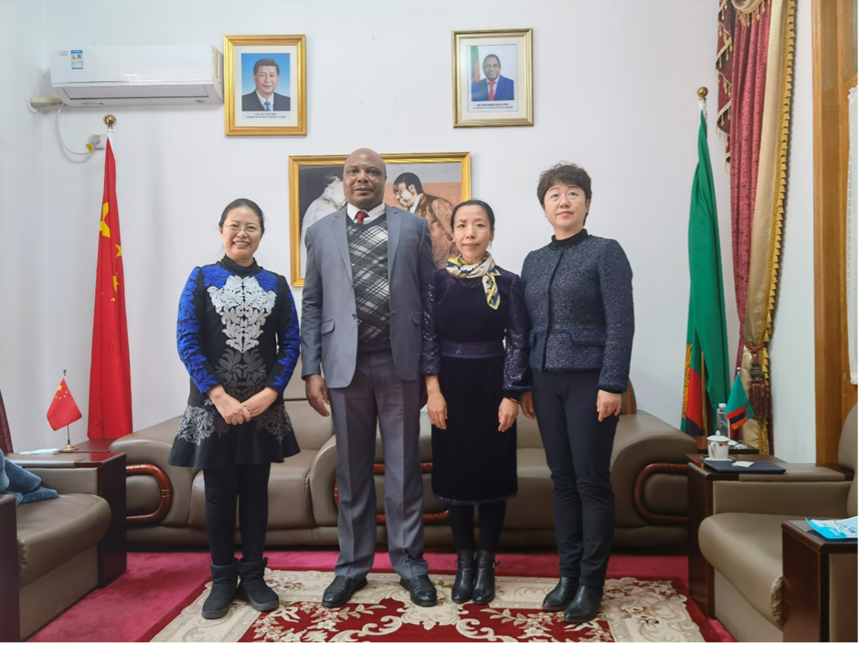 中非友好合作 恒济基金会再次走进赞比亚大使馆 - 北京恒济卫生管理发展基金会